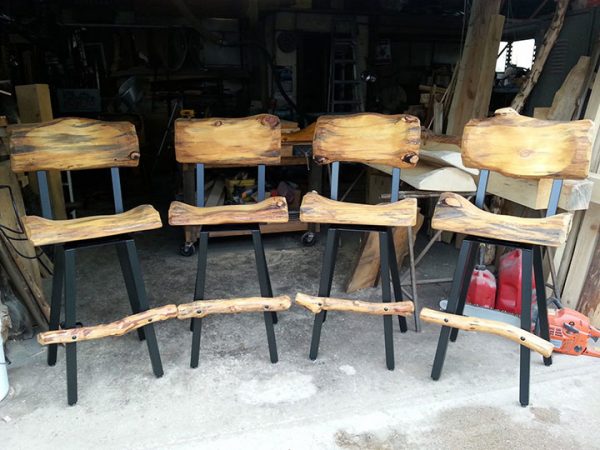 How-to Build Log Bar Stools and Log Bar Chairs - Log Furniture How To