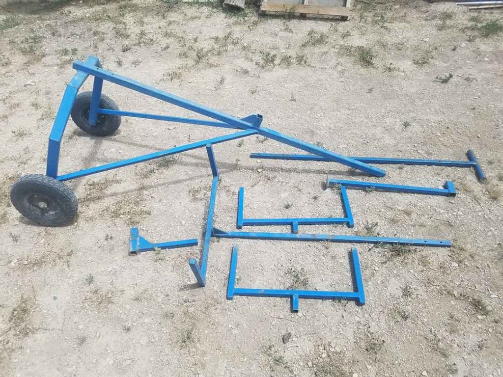 How-To Make a Log Lever Complete with Lumber Rack - Log Furniture How To